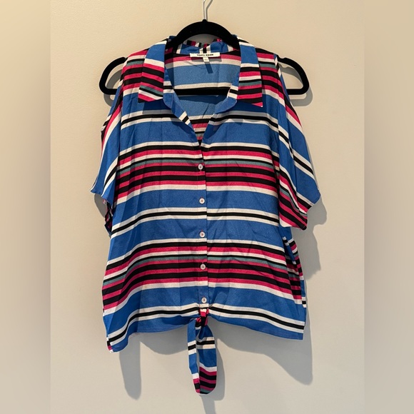 Daniel Rainn | Tops | Daniel Rainn Multi Color Open Shoulder Buttonup ...